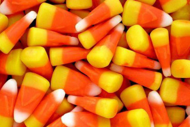 #NationalCandyCornDay Has Twitter Divided Like: 'Candy Corn Isn't Gross ...